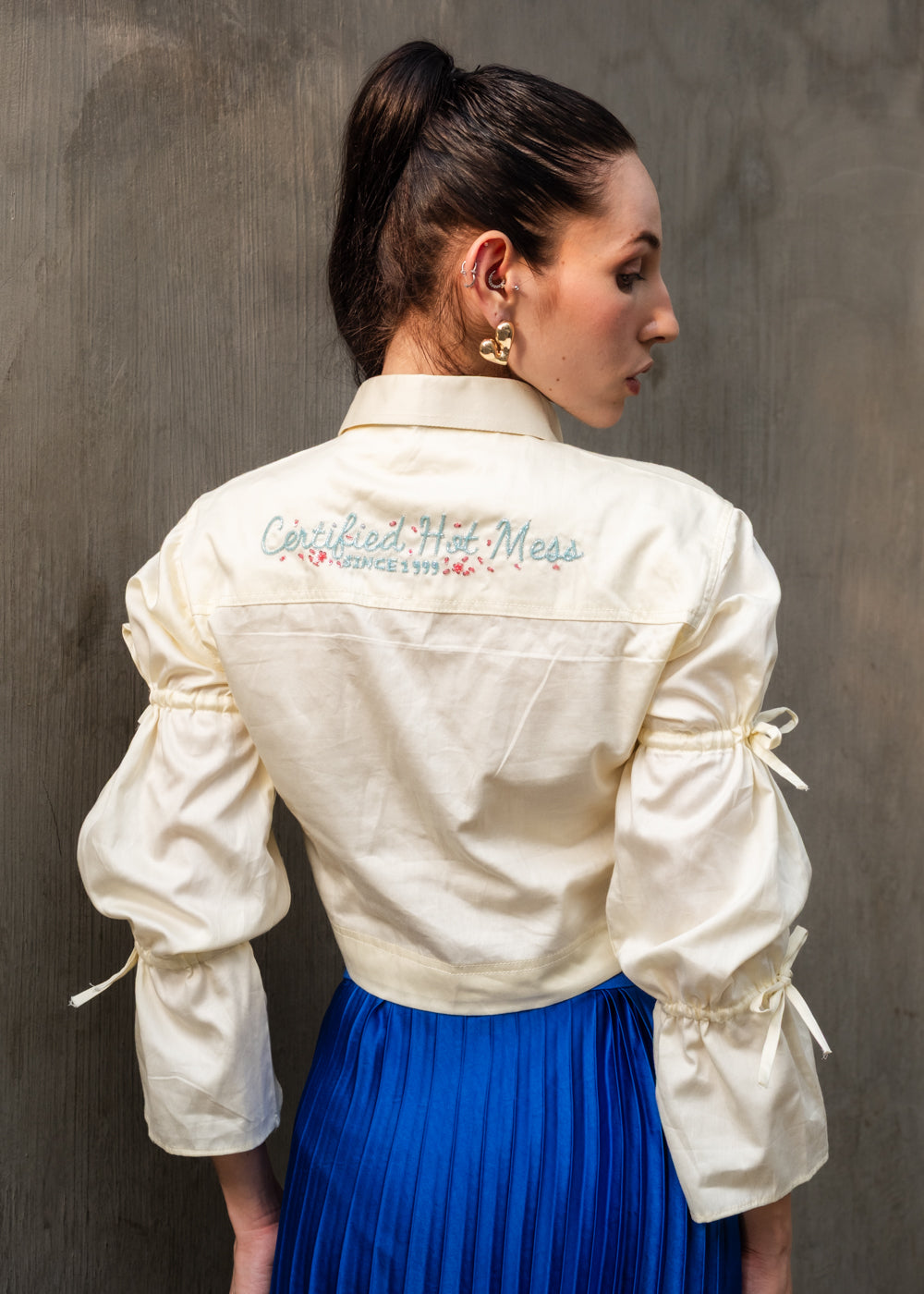The Hot Mess Shirt – IKa Studio
